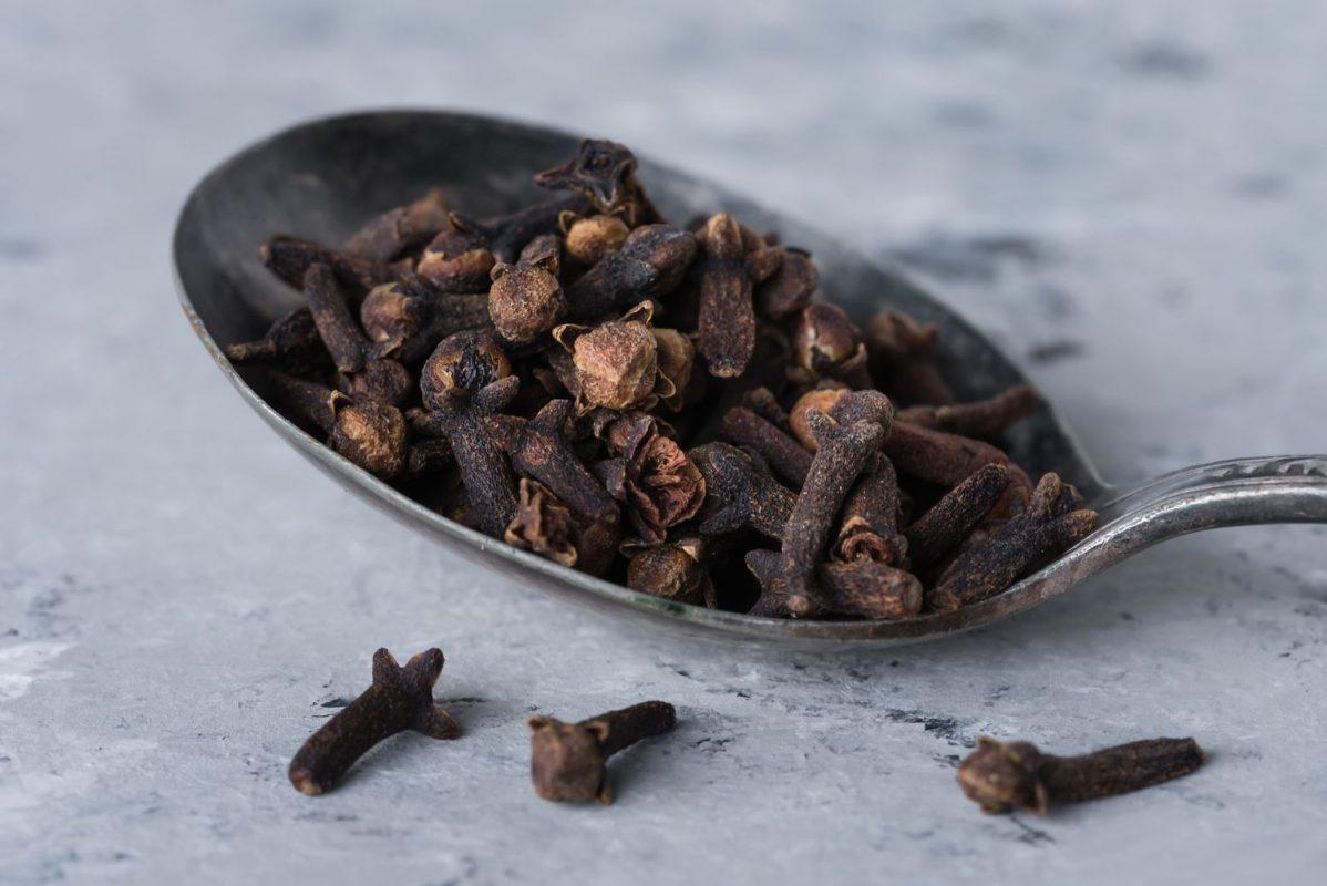 SiriMart Organic Whole Cloves (Laung/laving) | 100gm - SiriMart